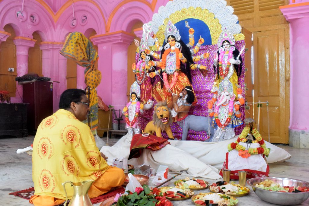 আগরতলায় দূর্গা বাড়িতে কাত্যায়নী পূজা অনুষ্ঠিত – Jagaran Tripura ...